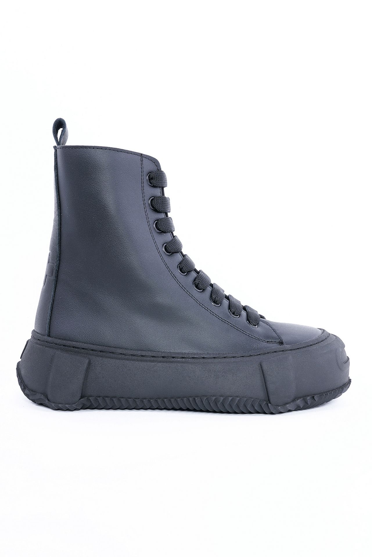 Buy Designer Shoes online | SELECT Mode Online