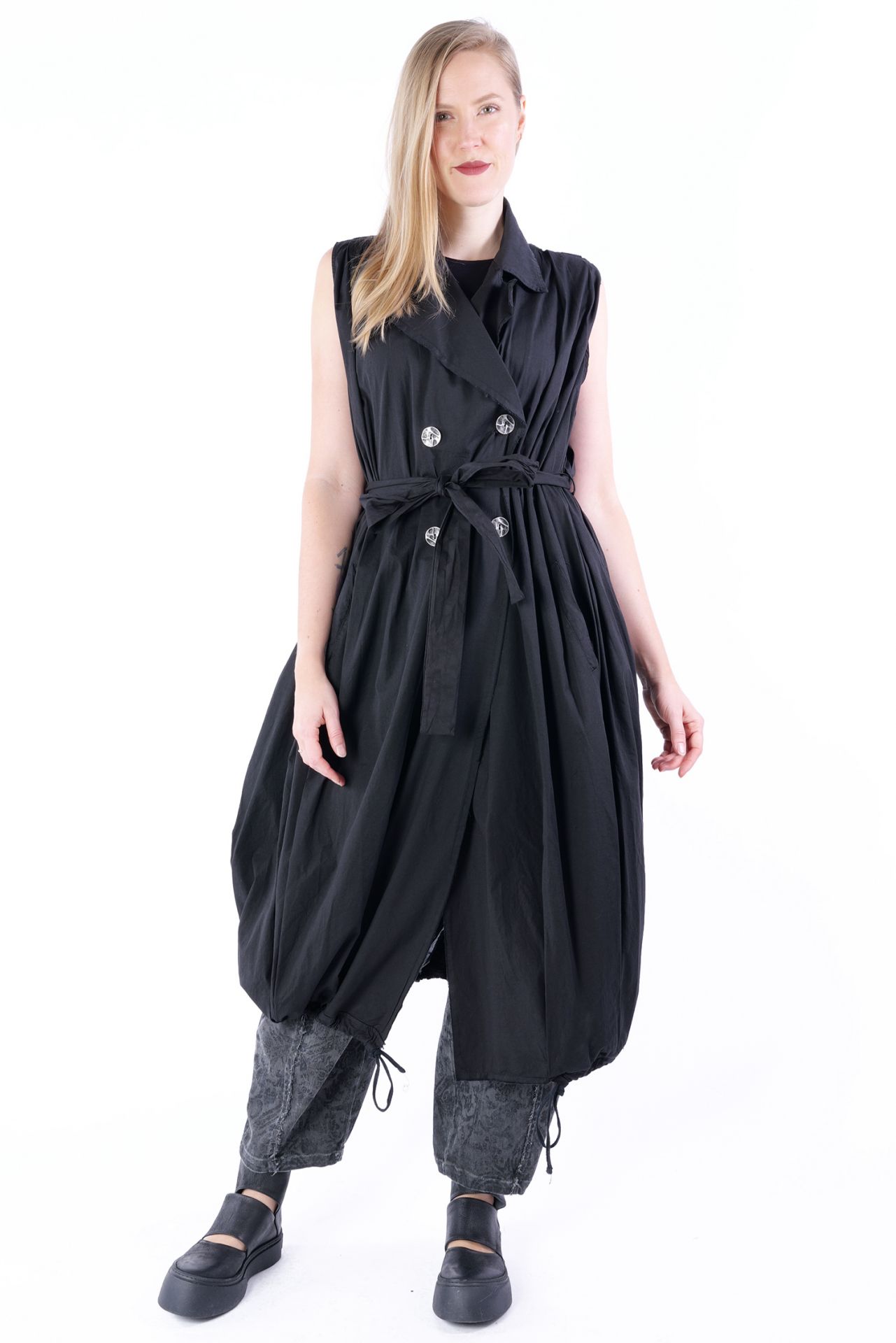 Besondere Avantgarde Designermode | select mode online