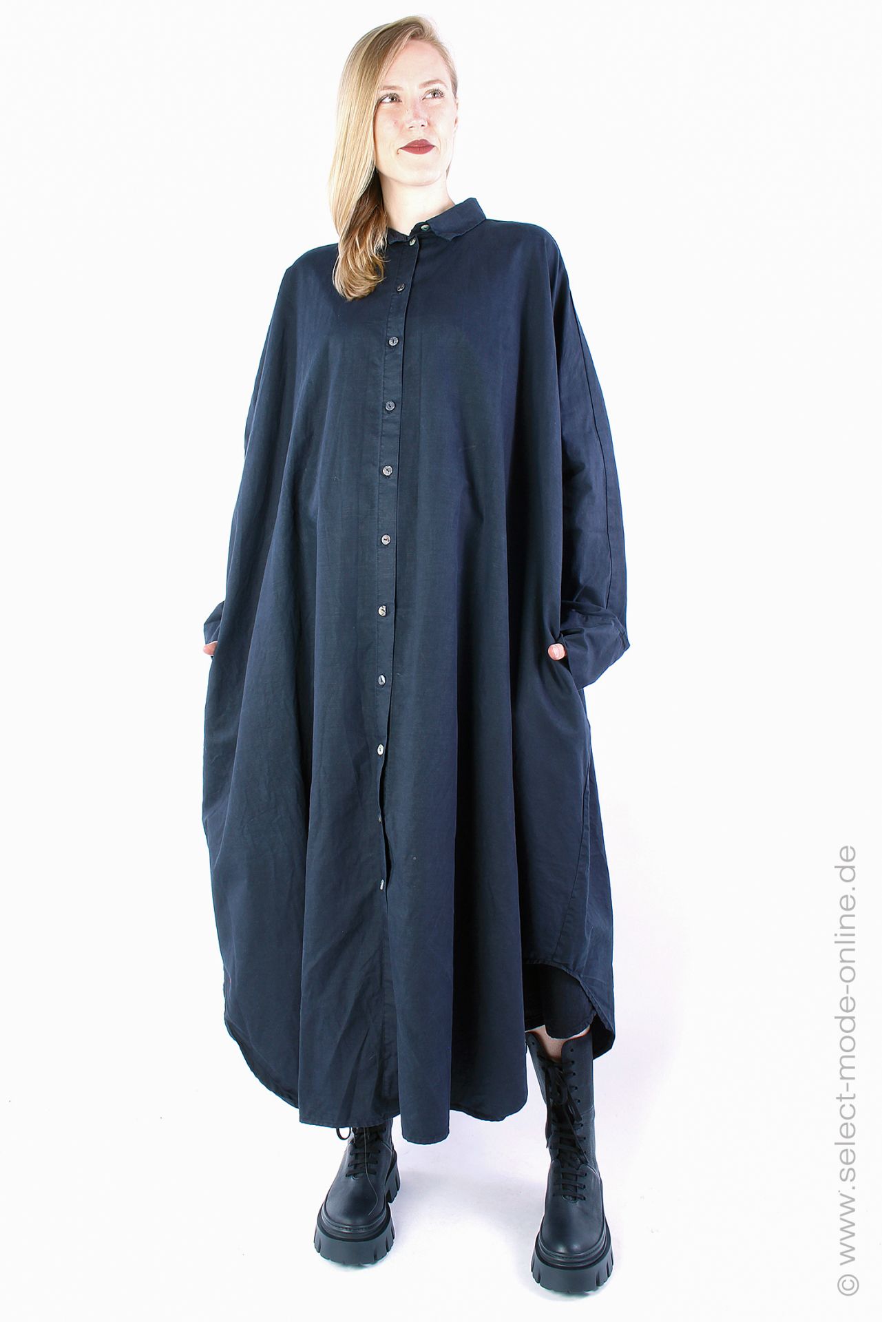 The highlights of the current collections | select mode online