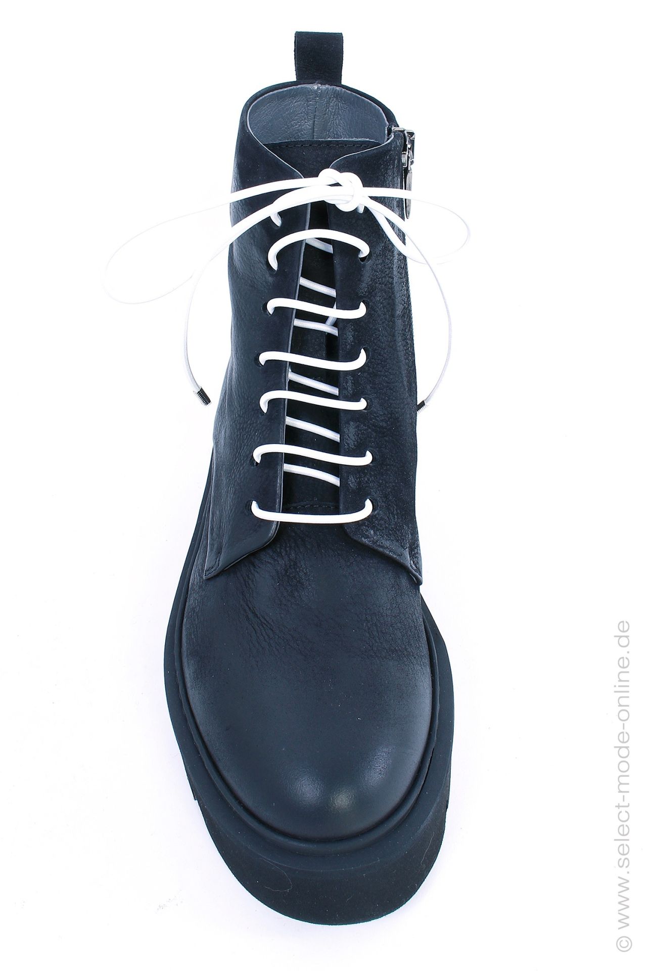 Buy Designer Shoes online | SELECT Mode Online