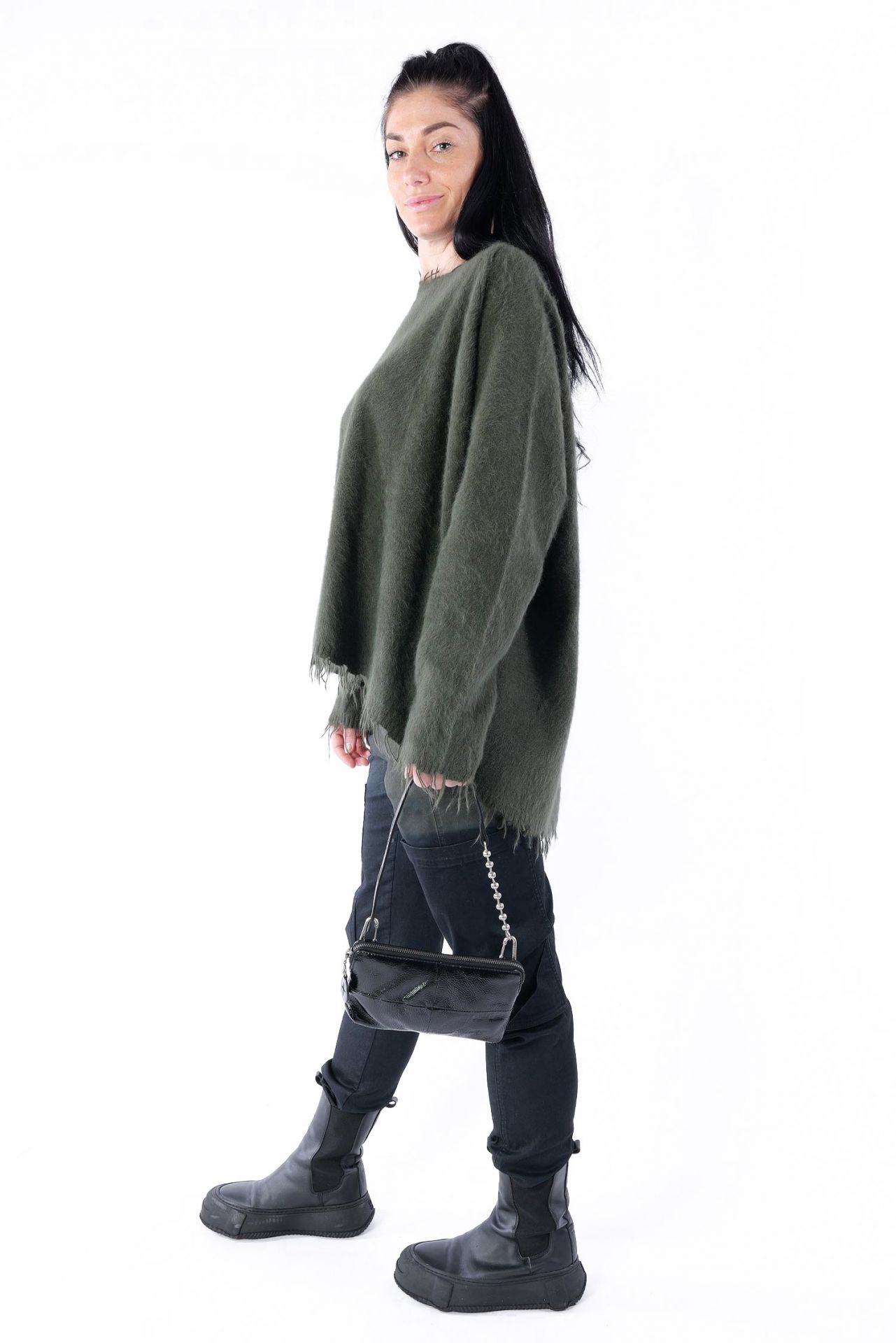 Ina Kent Schultertasche / Clutch - Patent Inked Black - IVIET ed.3 I SELECT