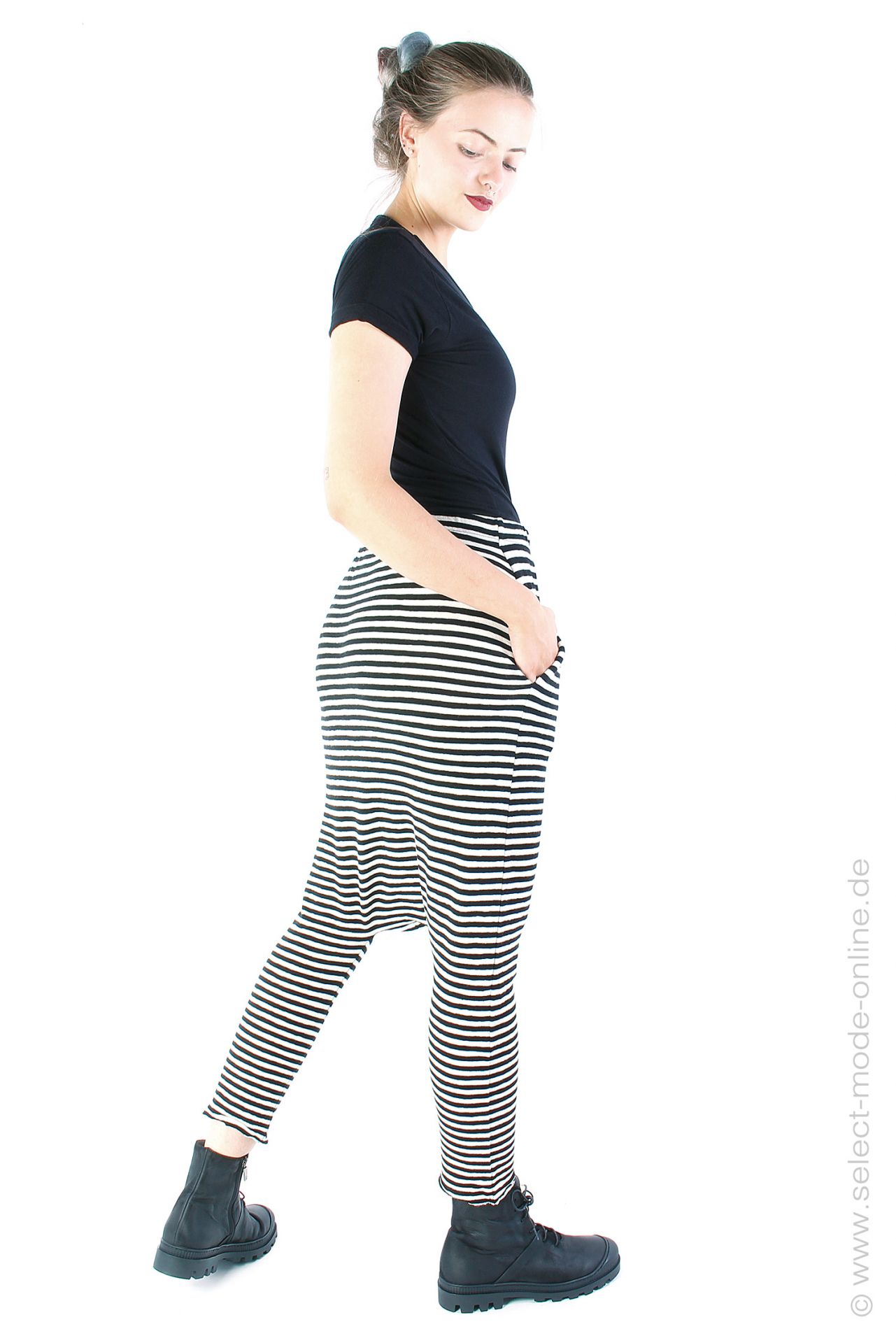 By Basics Online Shop - Winter 2024