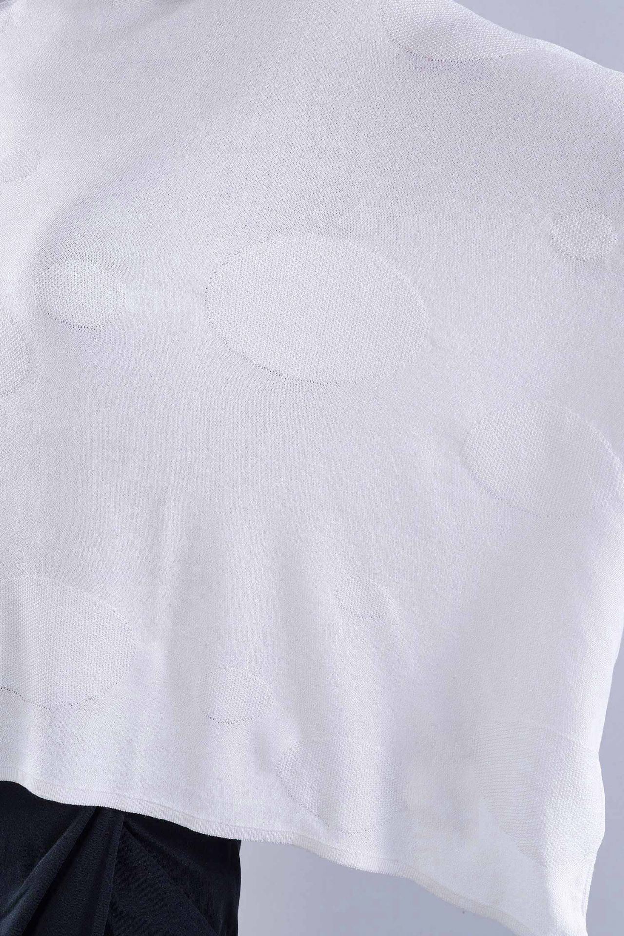 Khei Knitted top with dots - White - 26.1-KH020