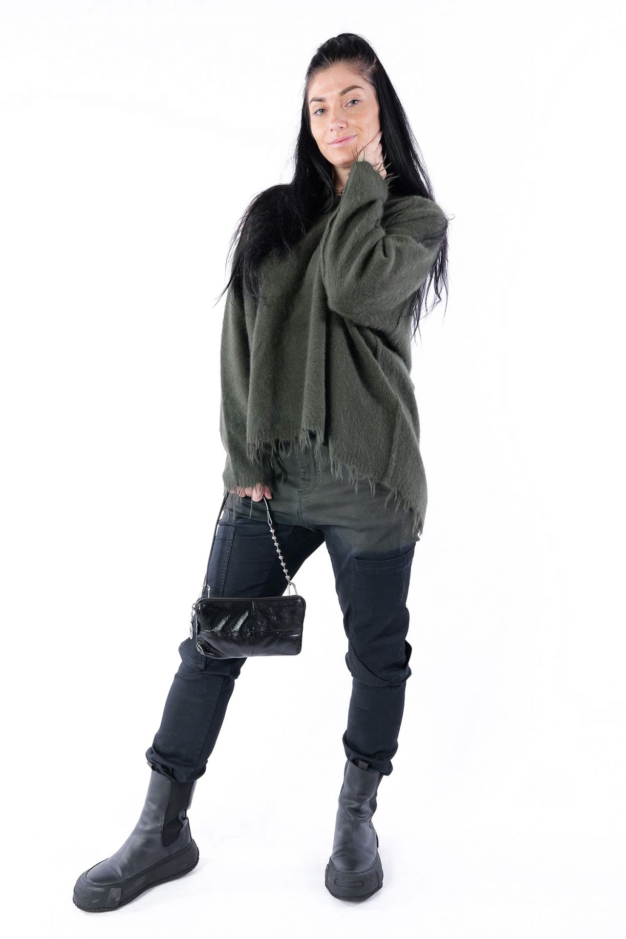 Ina Kent Schultertasche / Clutch - Patent Inked Black - IVIET ed.3 I SELECT