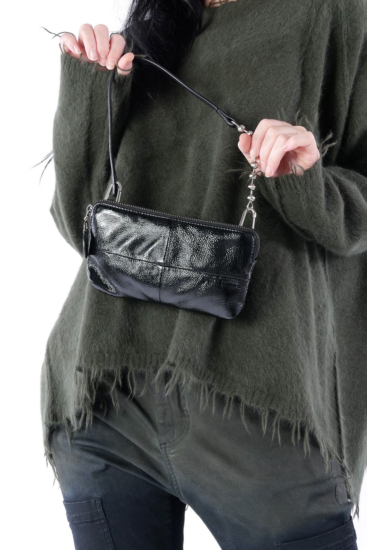 Ina Kent Schultertasche / Clutch - Patent Inked Black - IVIET ed.3 I SELECT